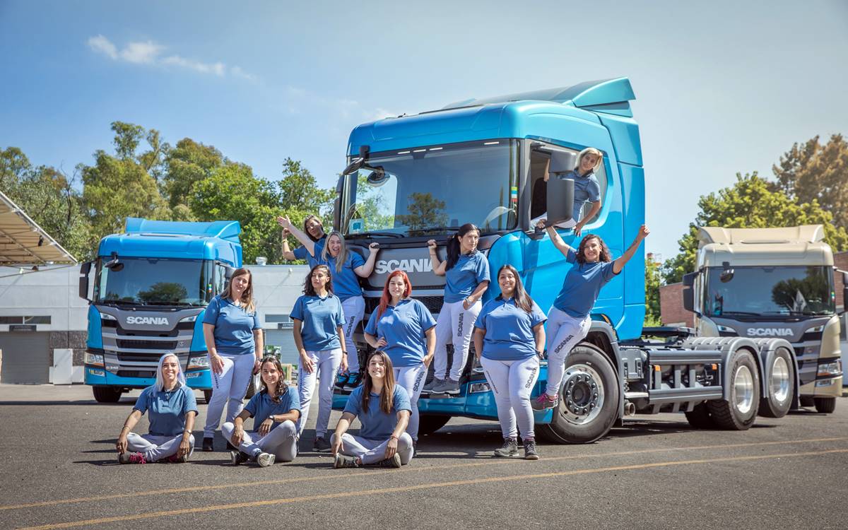 Más conductoras - @JotaLeonetti